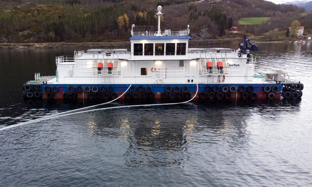 Feed barges | Fluctus